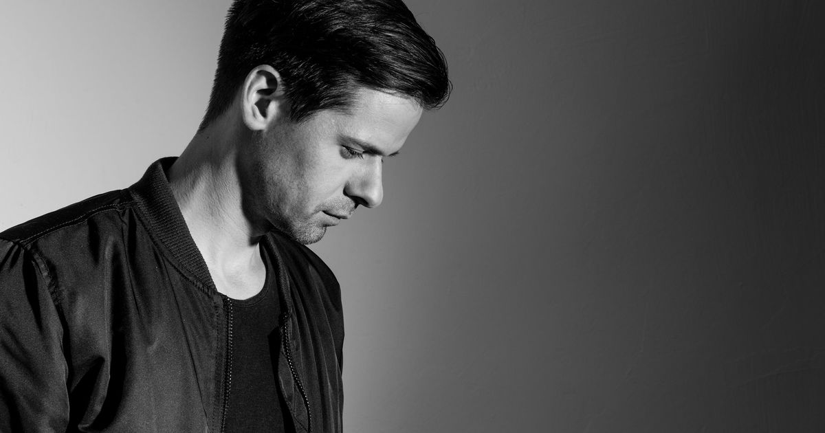 Answer Code Request heeft nieuw nummer op Ostgut Ton klaar | What Happens